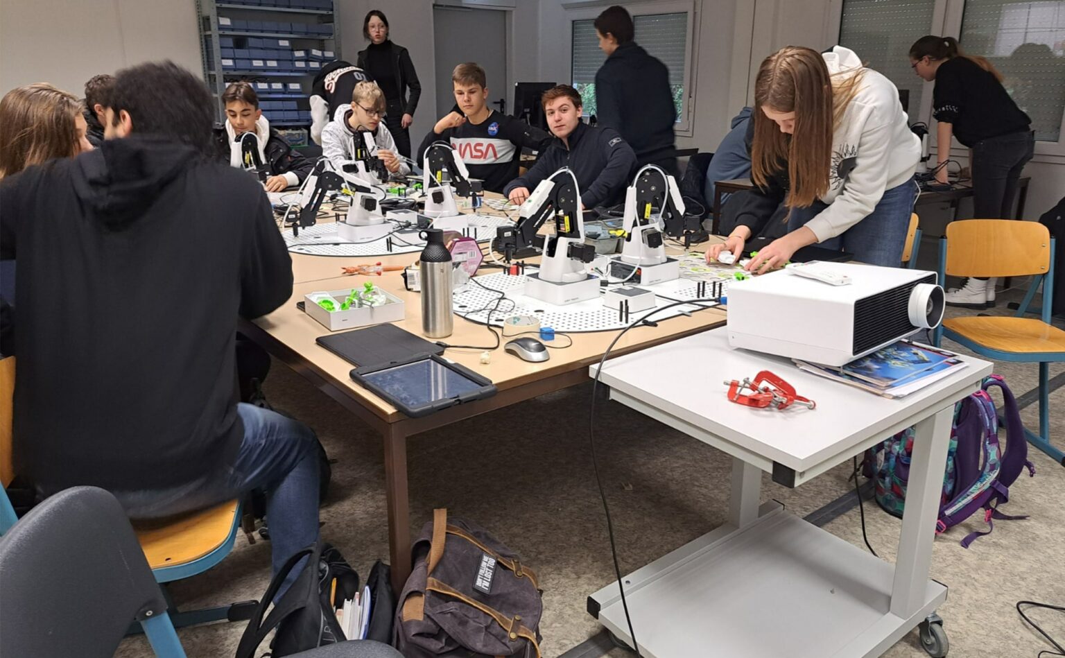 MakerSpace und Robotik-Labor am Phoenix Gymnasium - Phoenix Gymnasium Wolfsburg-Vorsfelde